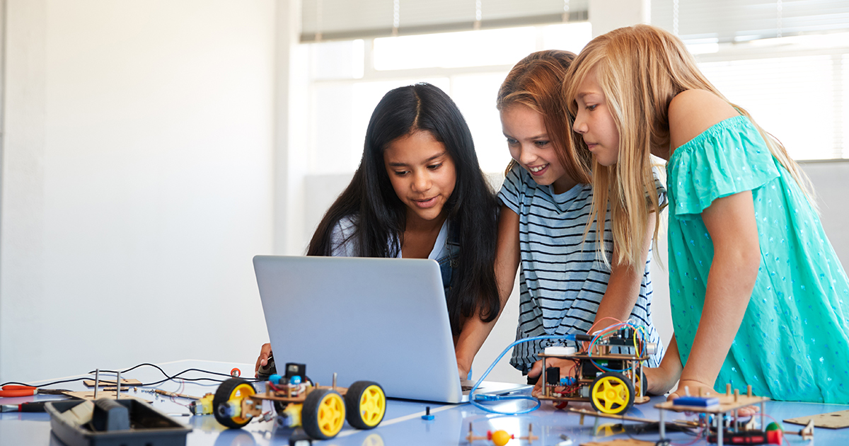 New tech startup aims to teach more girls to code