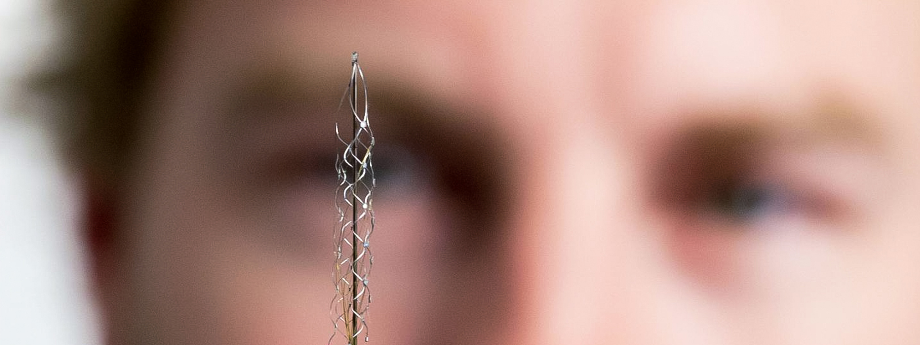 New brain implant reads minds from inside a blood vessel