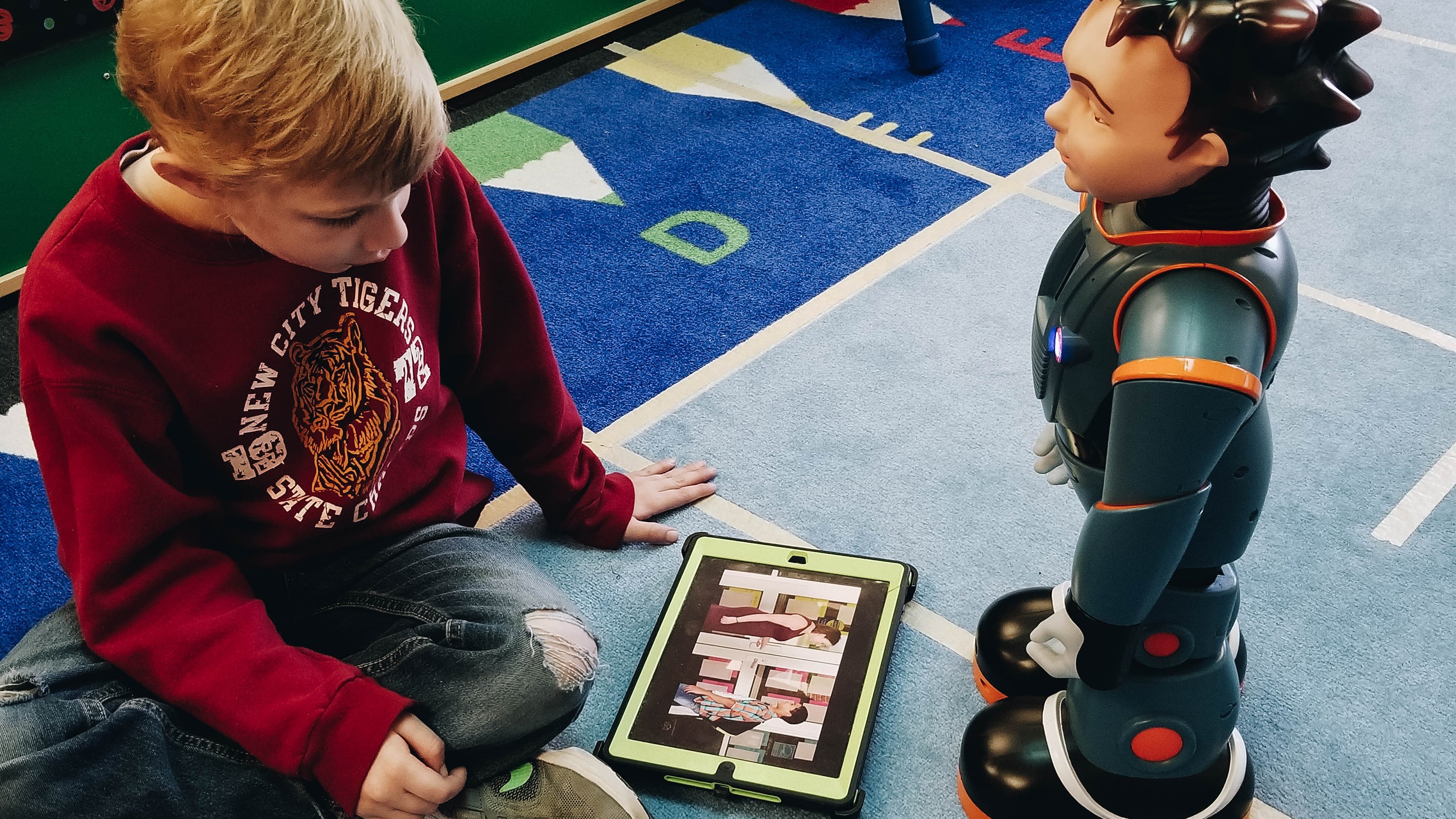 Robots for autism teach human emotion