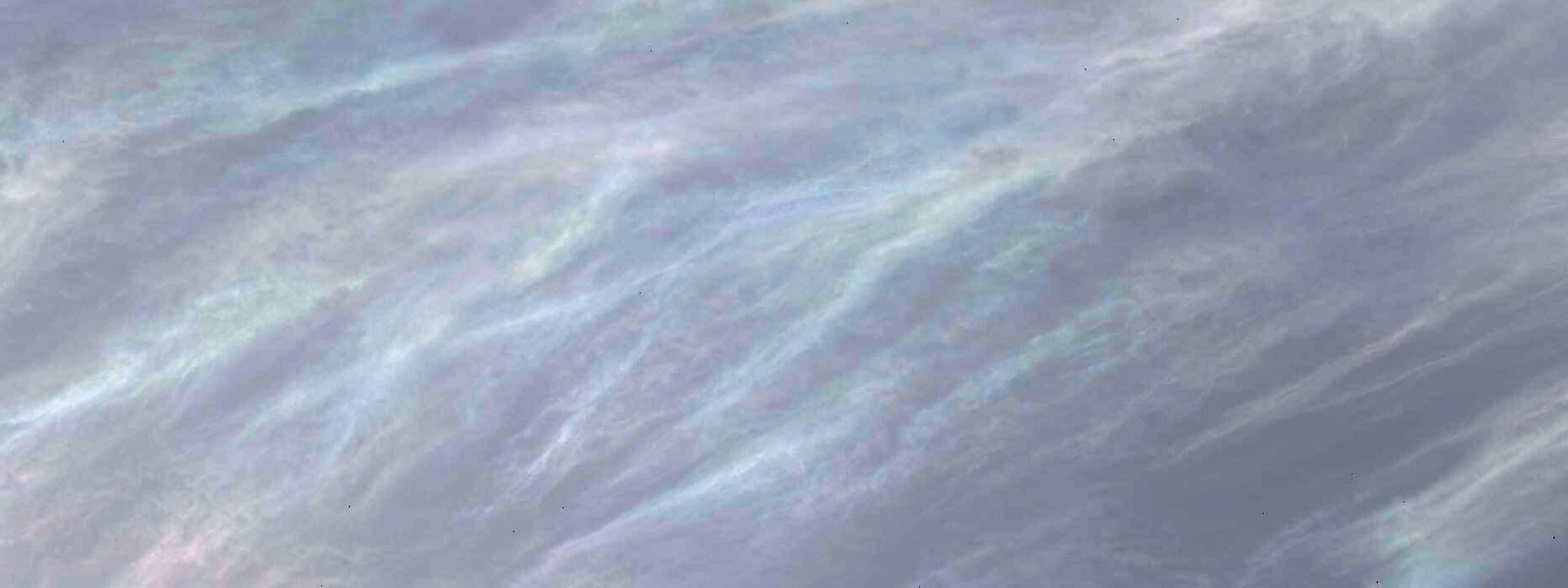 Colorful clouds on Mars captured in new rover pics