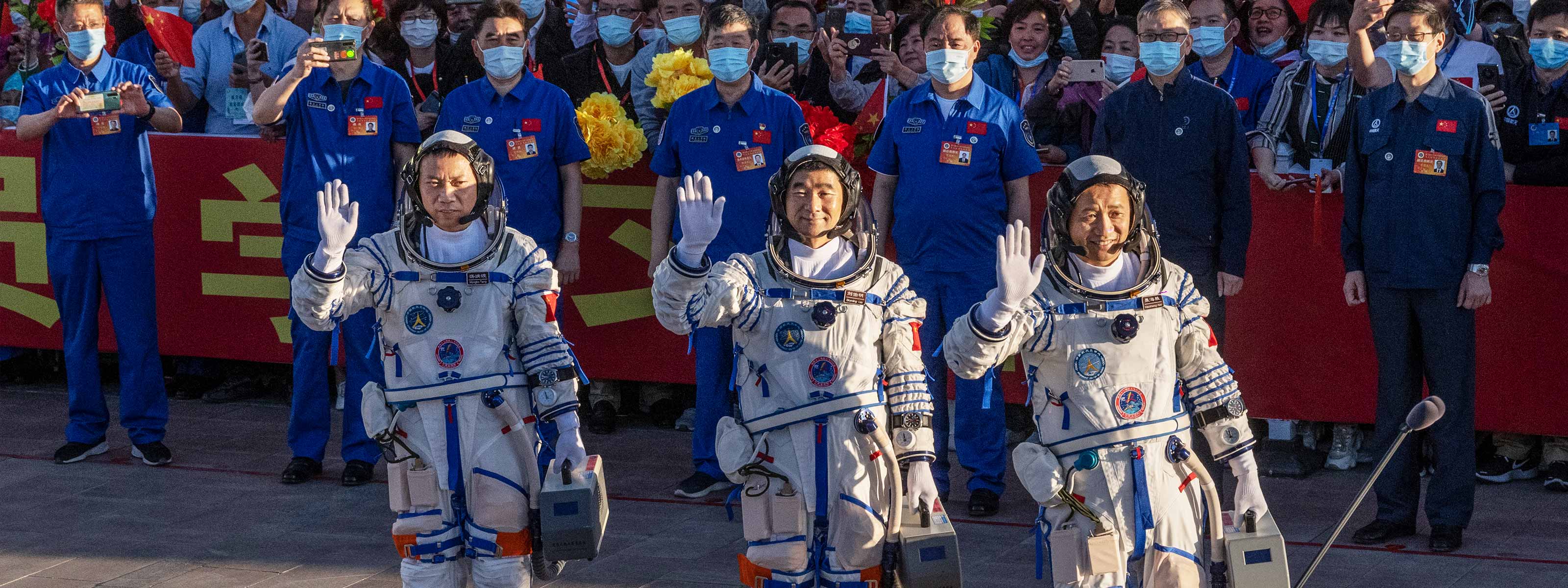 New Chinese space station receives first astronauts