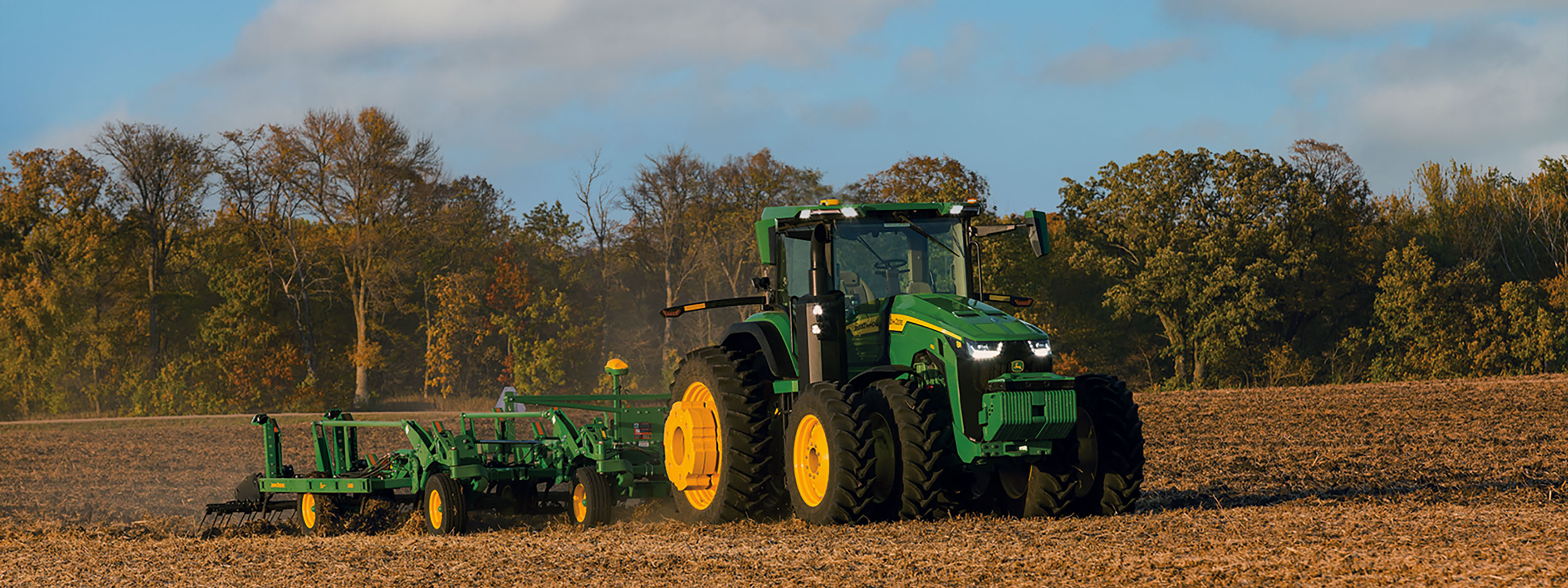 John Deere unveils its first fully autonomous tractor