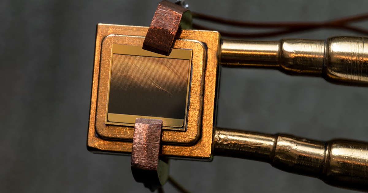 MIT’s new heat engine beats a steam turbine in efficiency