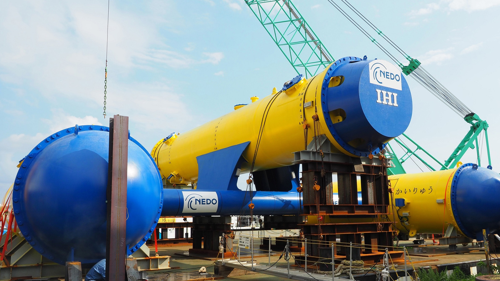 Massive turbine turns deep ocean currents into electricity