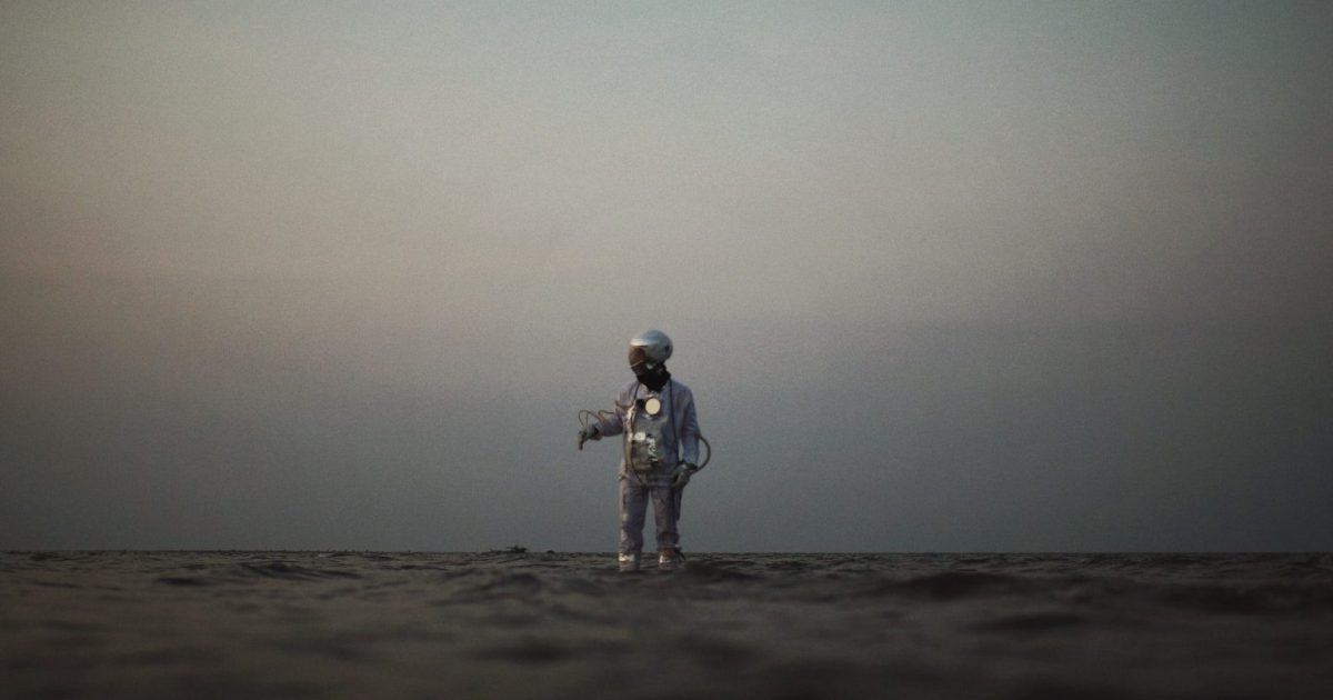 The technology we (or aliens) need for long-distance interstellar travel