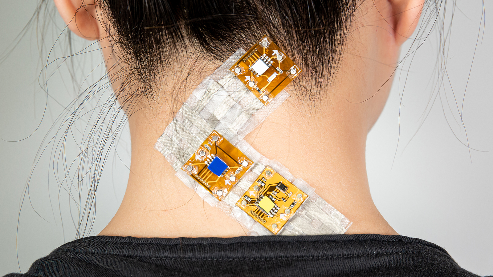 “SkinKit” lets ordinary people build their own “smart tattoos”