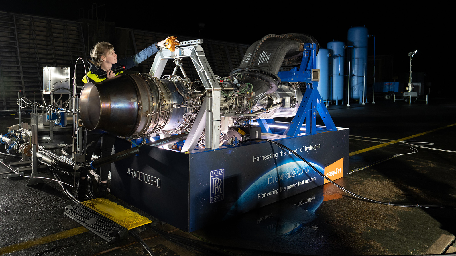 Rolls-Royce tests its first plane engine powered by hydrogen fuel
