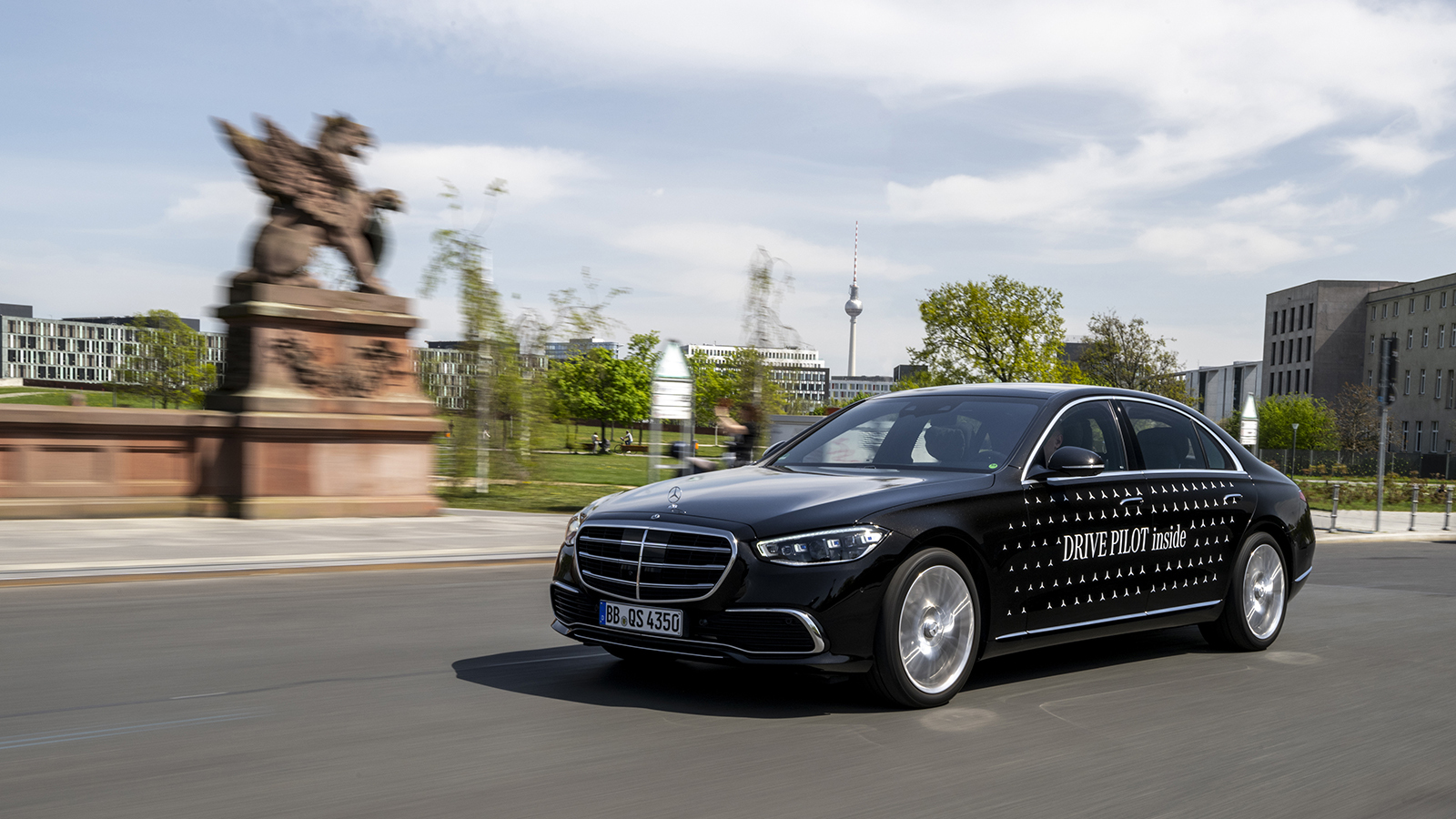 Mercedes-Benz wins race to bring Level 3 autonomous cars to US
