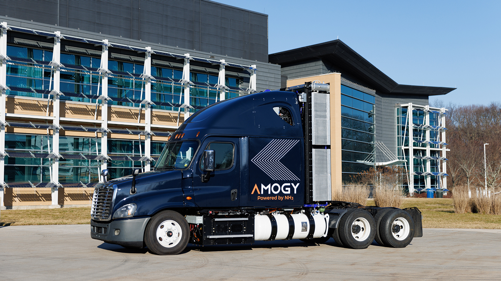 MIT grads unveil the world’s first ammonia-powered semi truck