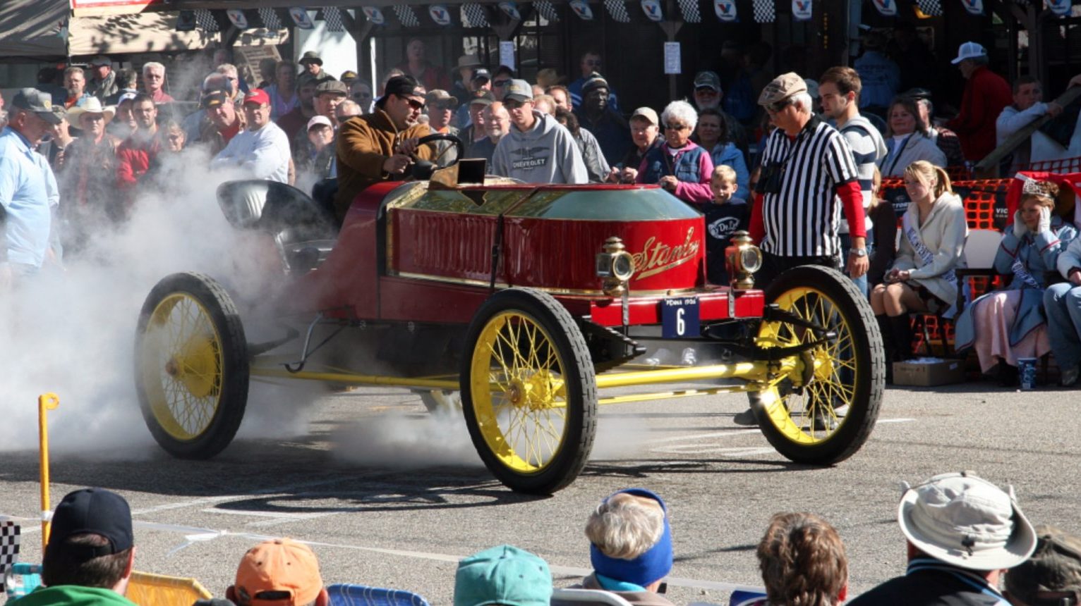 We used to have steam-powered cars. What happened to them — and will ...