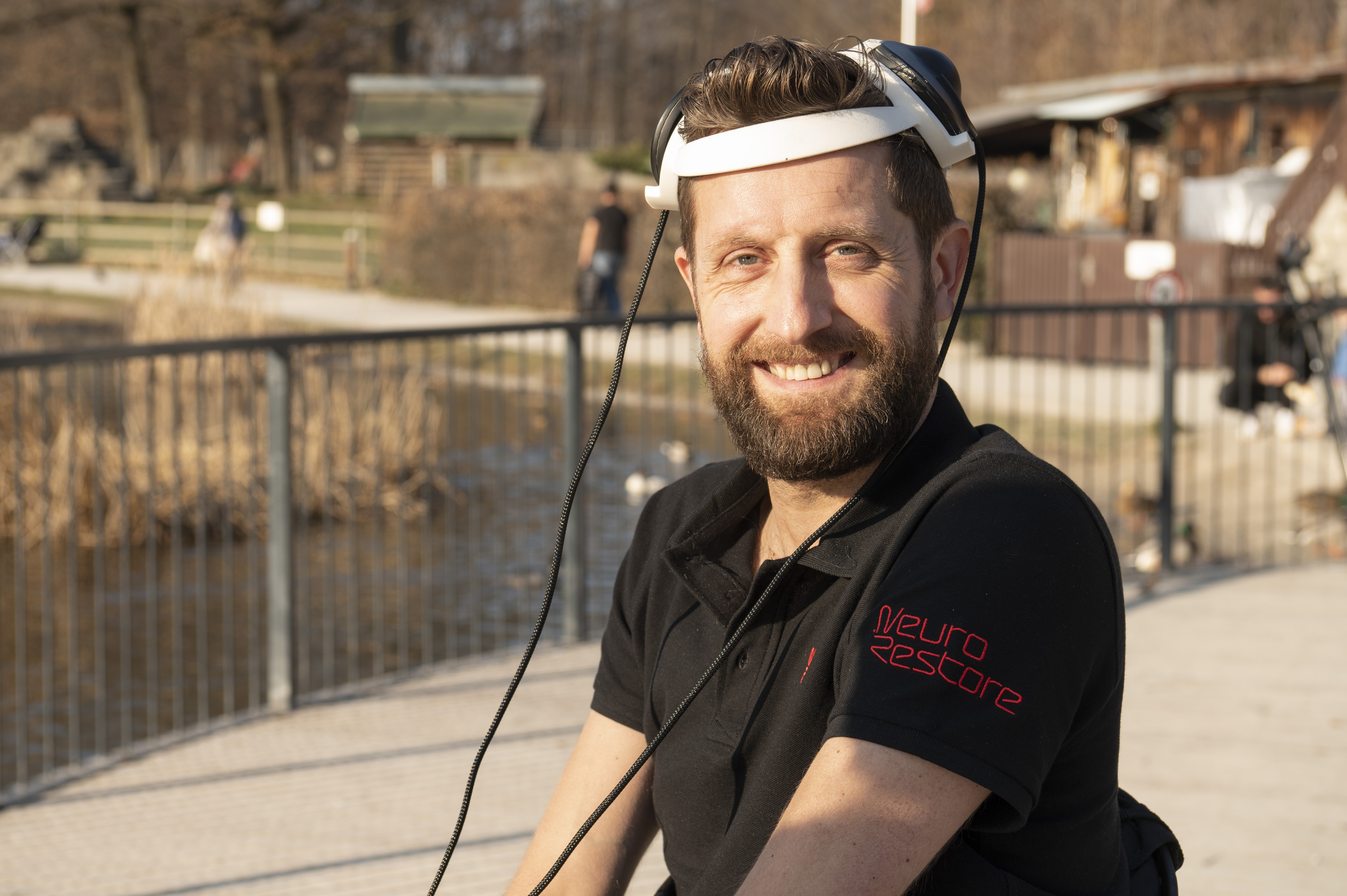 Paralyzed man walks again using only his thoughts