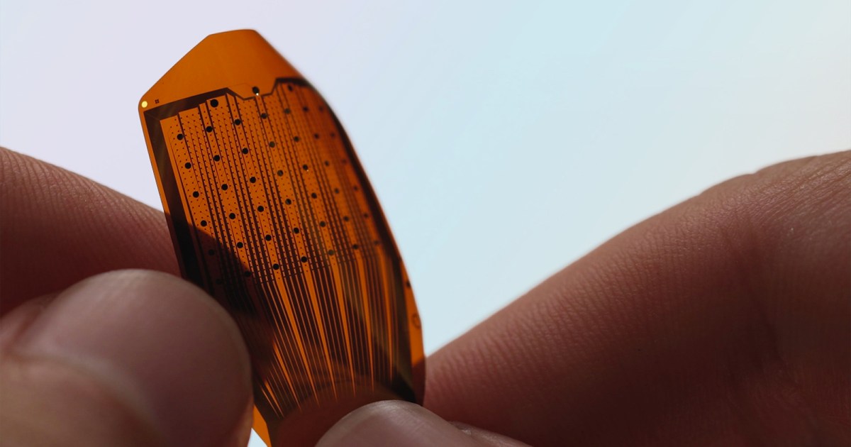 Flexible brain implants tested in people for the first time